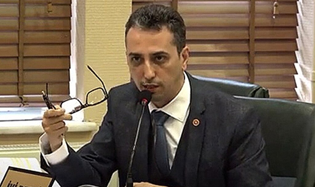 Samsun Büyükşehir için Ayhan Ayvaz'dan refüj ve yeliş alanları satıyor ...